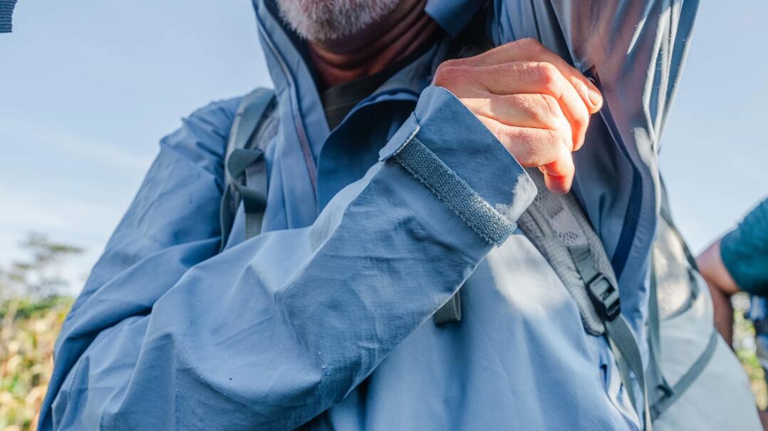 What Makes Softshell Jackets the Ultimate Solution for Weather ...