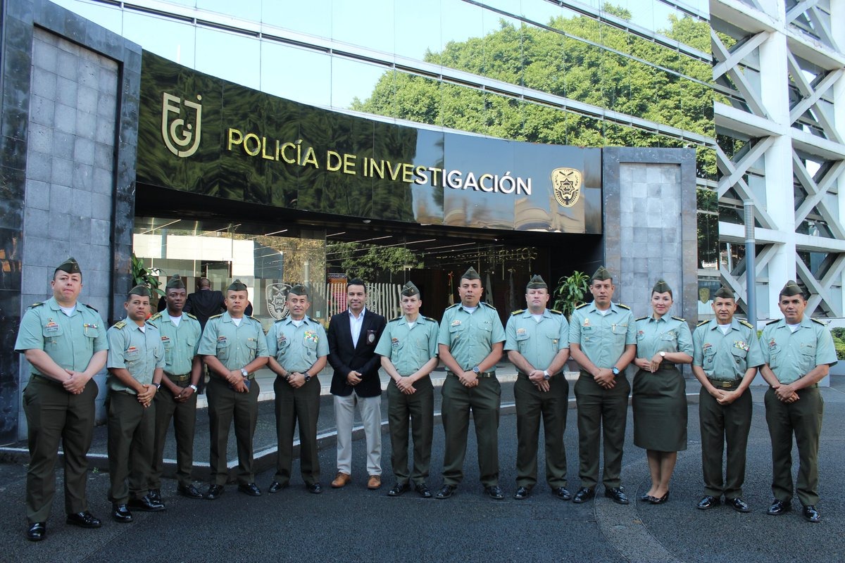 What Do Chilean Police Officers Wear? Uniforms by Division - Guoya Outdoor