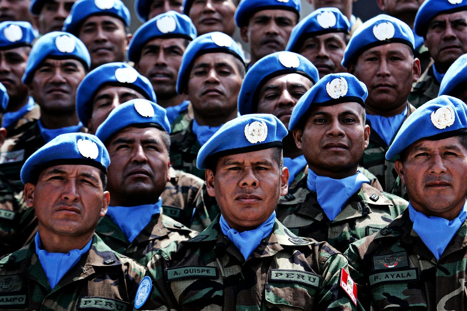 What Do Peruvian Military Uniforms Look Like? A Guide for Collectors ...